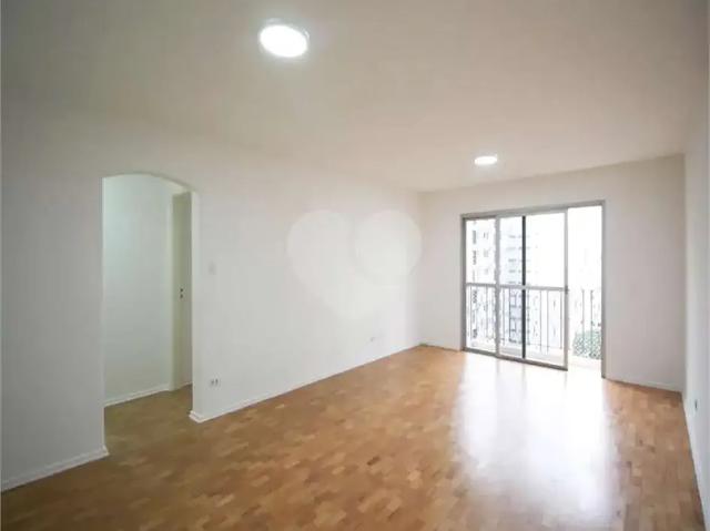 Apartamento para Venda em São Paulo/SP Moema 2 Quartos