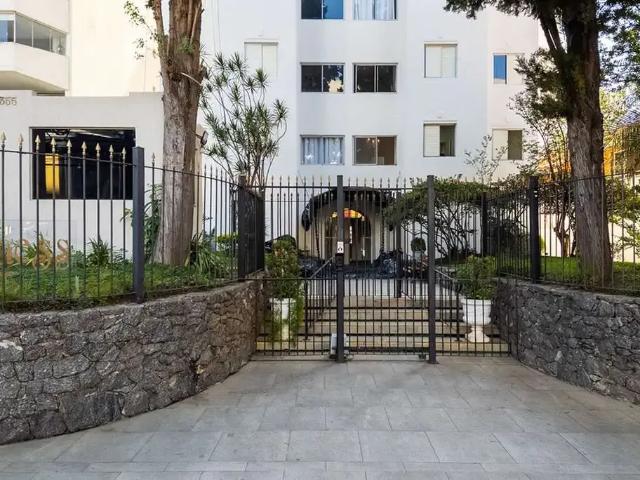 Apartamento para Venda em São Paulo/SP Moema 3 Quartos
