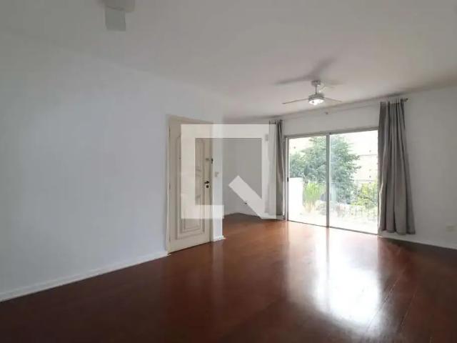 Apartamento para Venda em São Paulo/SP Moema 3 Quartos