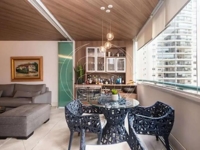 Apartamento para Venda em São Paulo/SP Moema 3 Quartos