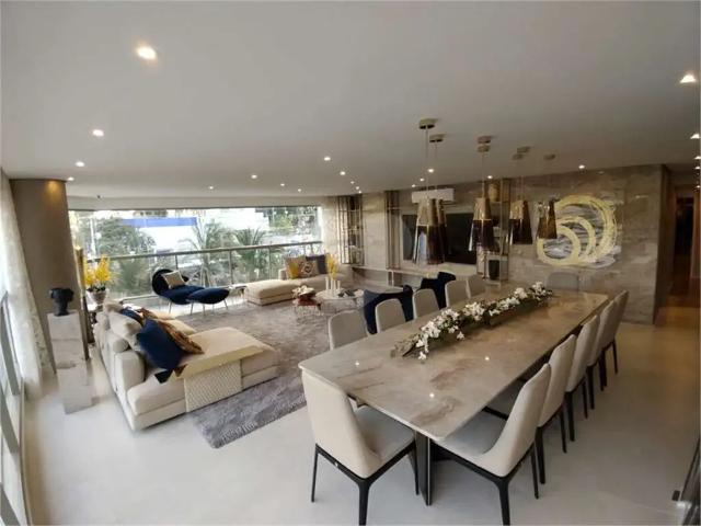 Apartamento para Venda em São Paulo/SP Moema 3 Quartos