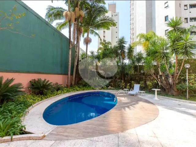 Apartamento para Venda em São Paulo/SP Moema 3 Quartos