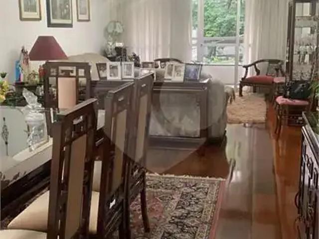 Apartamento para Venda em São Paulo/SP Moema 3 Quartos