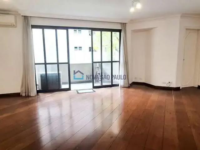 Apartamento para Venda em São Paulo/SP Moema 3 Quartos