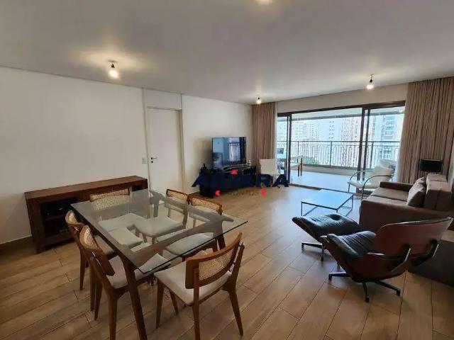 Apartamento para Venda em São Paulo/SP Moema 3 Quartos