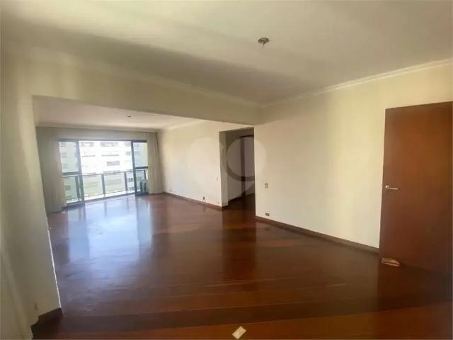 Apartamento para Venda em São Paulo/SP Moema 3 Quartos