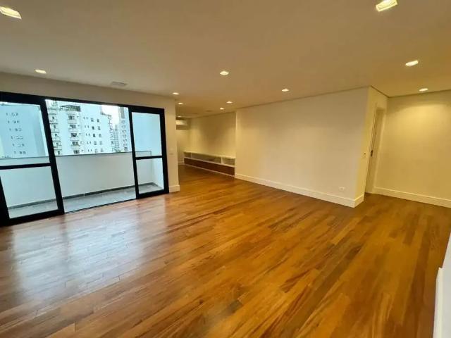 Apartamento para Venda em São Paulo/SP Moema 3 Quartos