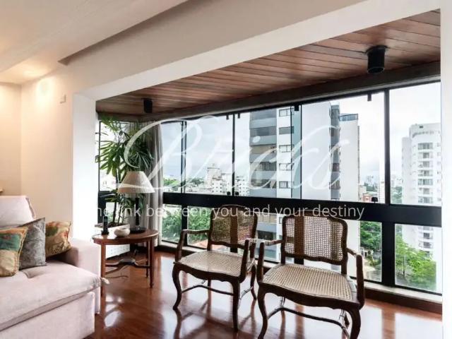 Apartamento para Venda em São Paulo/SP Moema 3 Quartos