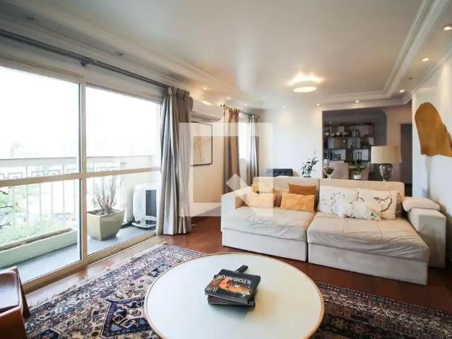 Apartamento para Venda em São Paulo/SP Moema 3 Quartos