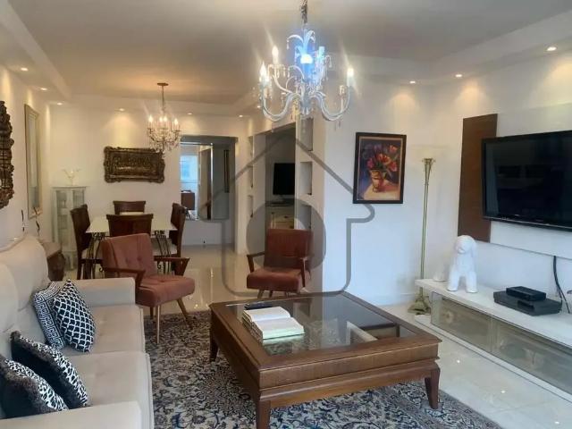 Apartamento para Venda em São Paulo/SP Moema 3 Quartos
