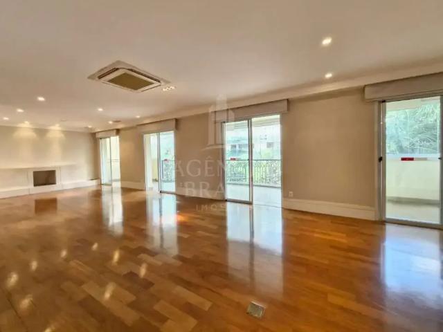 Apartamento para Venda em São Paulo/SP Moema 3 Quartos