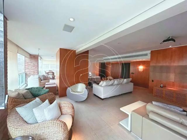 Apartamento para Venda em São Paulo/SP Moema 3 Quartos