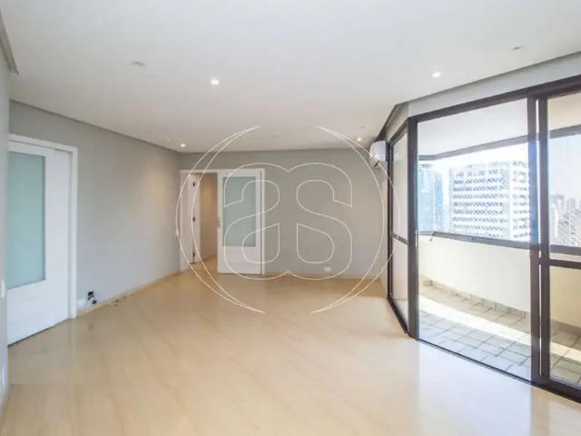 Apartamento para Venda em São Paulo/SP Moema 3 Quartos