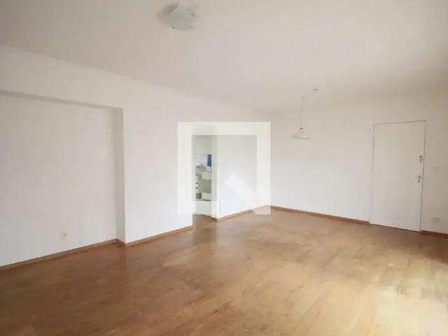Apartamento para Venda em São Paulo/SP Moema 3 Quartos
