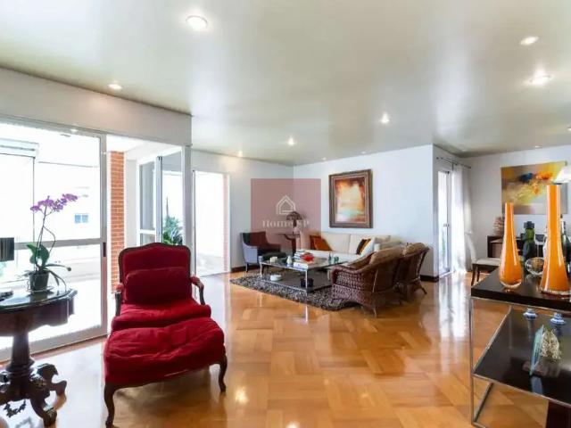 Apartamento para Venda em São Paulo/SP Moema 3 Quartos