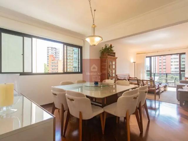Apartamento para Venda em São Paulo/SP Moema 3 Quartos