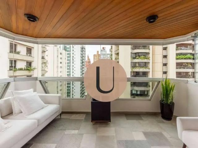 Apartamento para Venda em São Paulo/SP Moema 3 Quartos