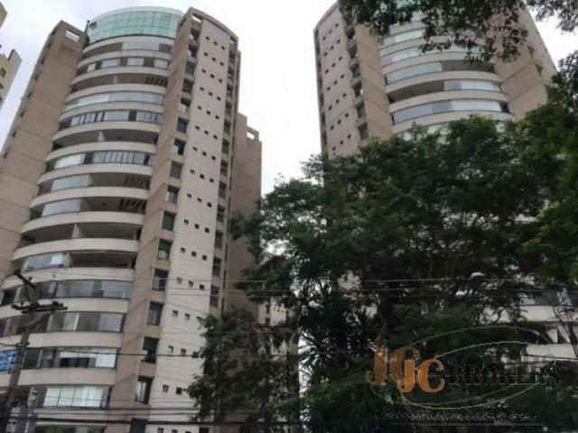 Apartamento para Venda em São Paulo/SP Moema 3 Quartos