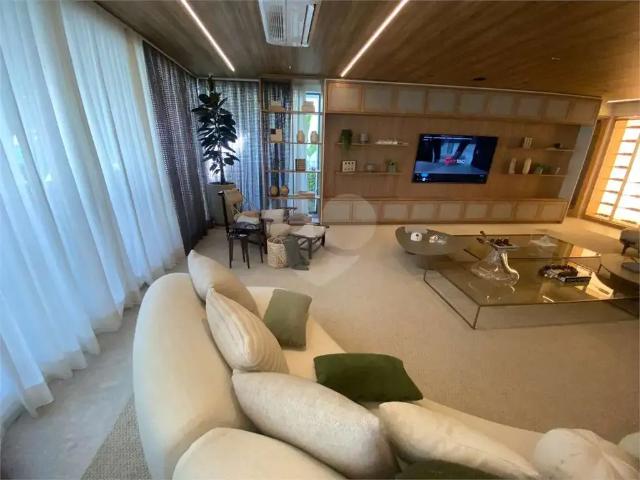 Apartamento para Venda em São Paulo/SP Moema 3 Quartos