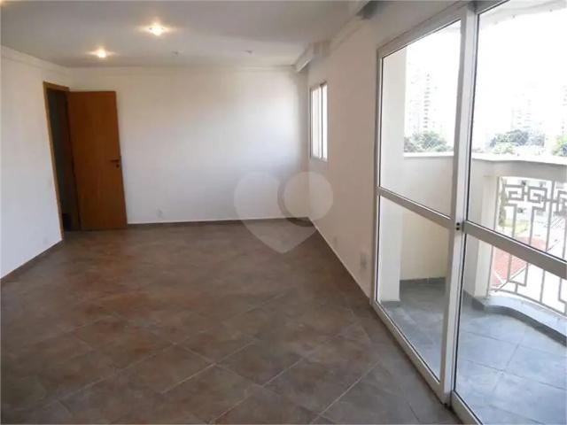 Apartamento para Venda em São Paulo/SP Moema 3 Quartos