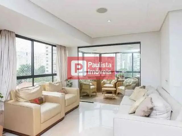 Apartamento para Venda em São Paulo/SP Moema 3 Quartos