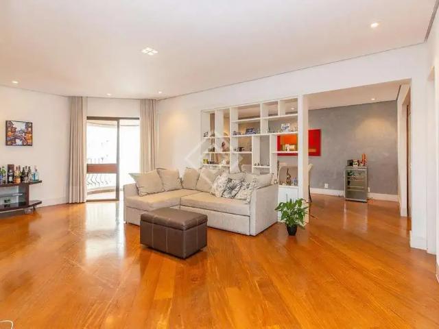Apartamento para Venda em São Paulo/SP Moema 3 Quartos