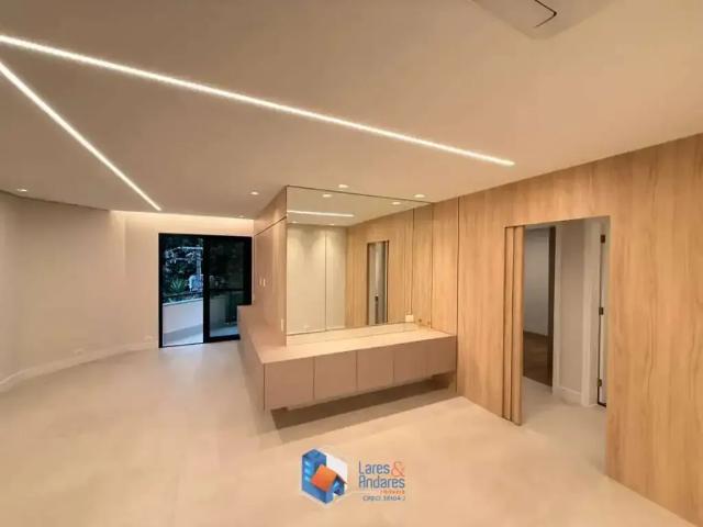 Apartamento para Venda em São Paulo/SP Moema 3 Quartos