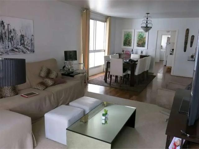 Apartamento para Venda em São Paulo/SP Moema 3 Quartos