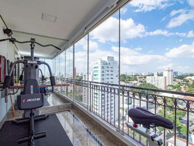 Apartamento para Venda em São Paulo/SP Moema 3 Quartos