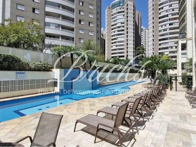Apartamento para Venda em São Paulo/SP Moema 3 Quartos