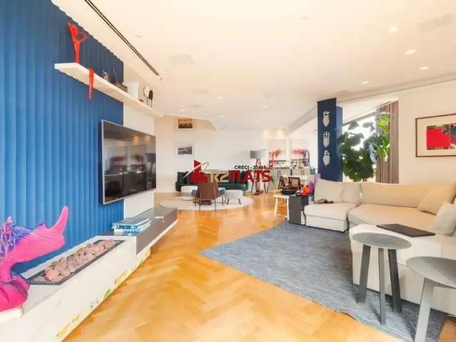 Apartamento para Venda em São Paulo/SP Moema 3 Quartos