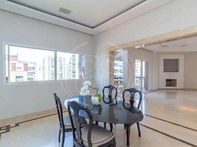 Apartamento para Venda em São Paulo/SP Moema 3 Quartos