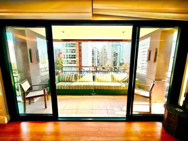 Apartamento para Venda em São Paulo/SP Moema 3 Quartos