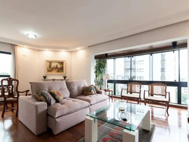 Apartamento para Venda em São Paulo/SP Moema 3 Quartos