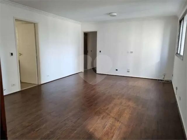 Apartamento para Venda em São Paulo/SP Moema 3 Quartos