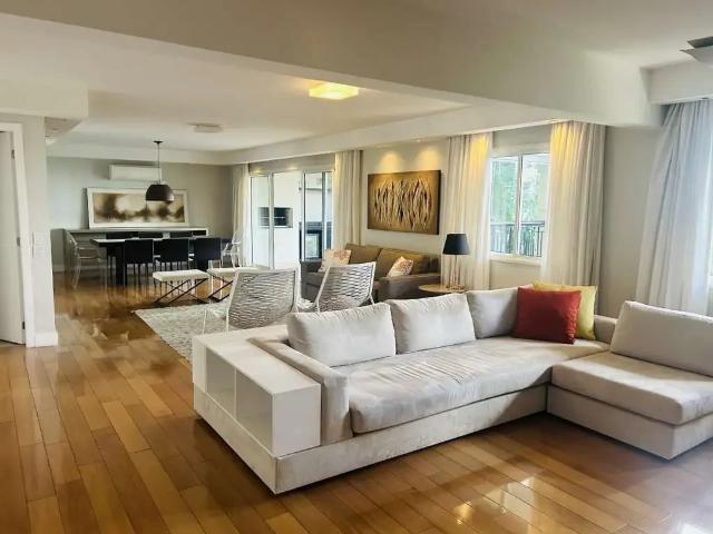 Apartamento para Venda em São Paulo/SP Moema 3 Quartos