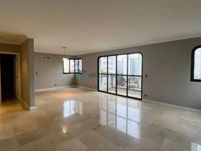 Apartamento para Venda em São Paulo/SP Moema 3 Quartos