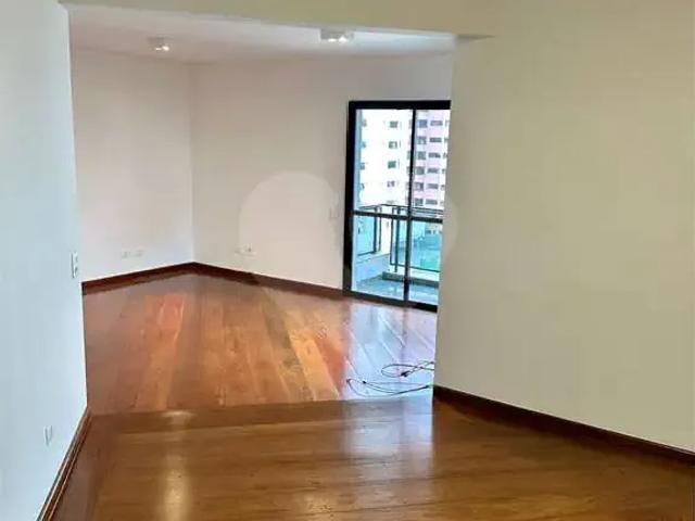 Apartamento para Venda em São Paulo/SP Moema 3 Quartos