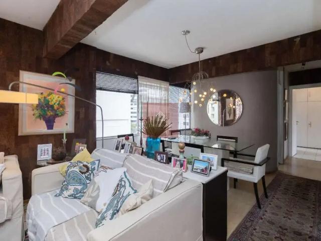 Apartamento para Venda em São Paulo/SP Moema 3 Quartos