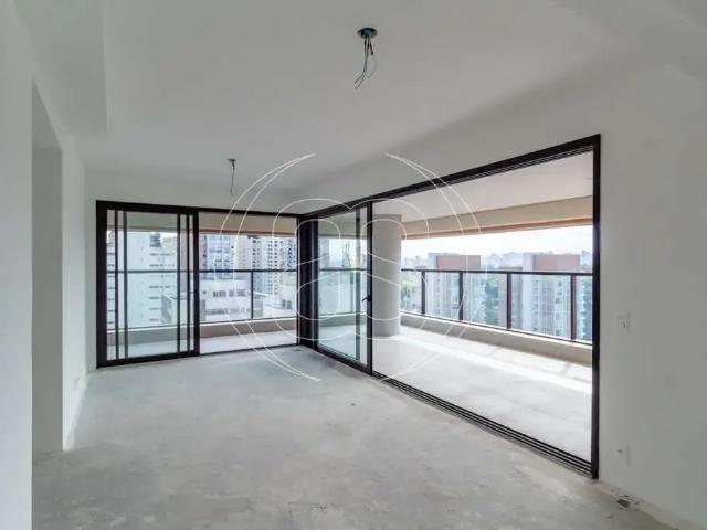 Apartamento para Venda em São Paulo/SP Moema 3 Quartos