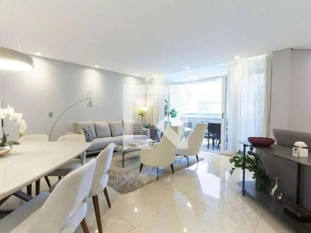 Apartamento para Venda em São Paulo/SP Moema 3 Quartos