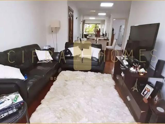 Apartamento para Venda em São Paulo/SP Moema 3 Quartos