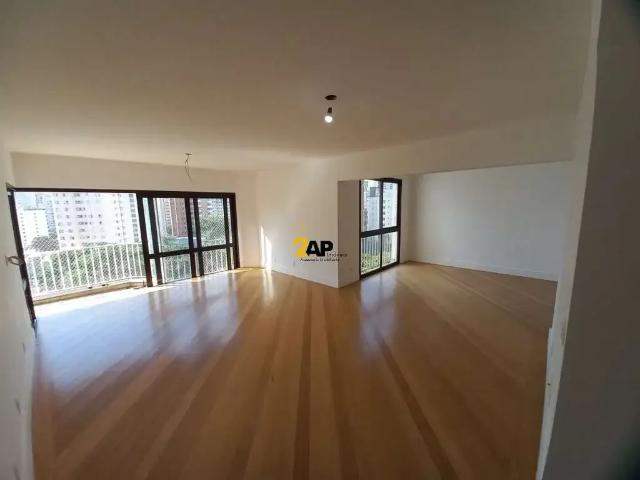 Apartamento para Venda em São Paulo/SP Moema 3 Quartos