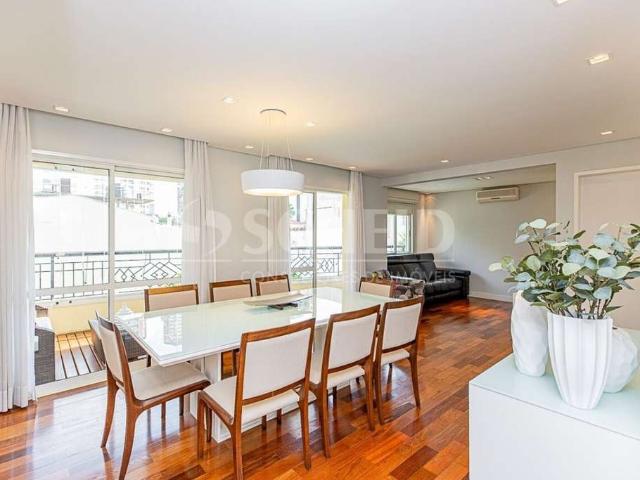 Apartamento para Venda em São Paulo/SP Moema 3 Quartos