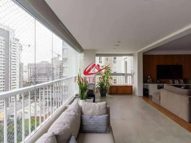 Apartamento para Venda em São Paulo/SP Moema 3 Quartos