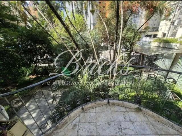 Apartamento para Venda em São Paulo/SP Moema 3 Quartos