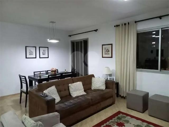 Apartamento para Venda em São Paulo/SP Moema 3 Quartos