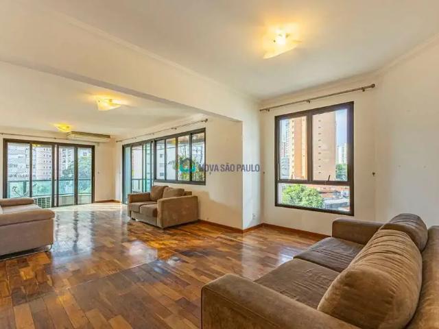 Apartamento para Venda em São Paulo/SP Moema 3 Quartos