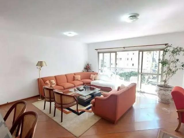 Apartamento para Venda em São Paulo/SP Moema 4 Quartos