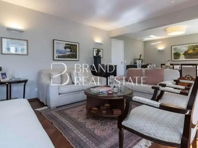 Apartamento para Venda em São Paulo/SP Moema 4 Quartos